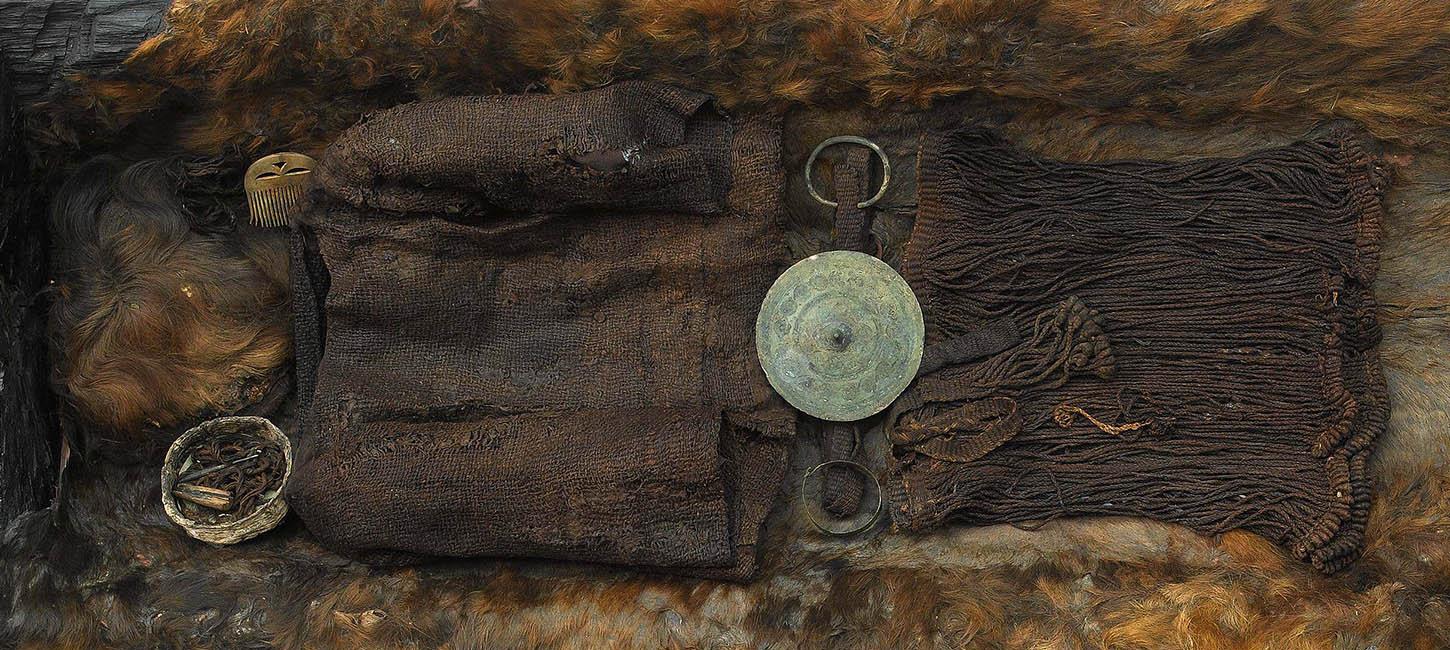 Found 100 years ago today. The Egtved Girl (Denmark, 1370 BC) was a 16 ...